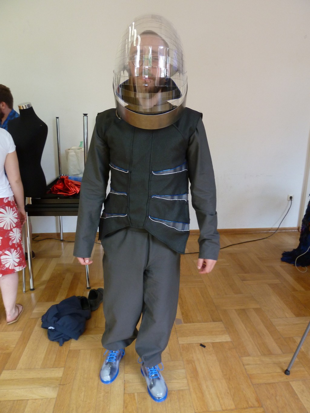 P1050007 – Interactive Costumes