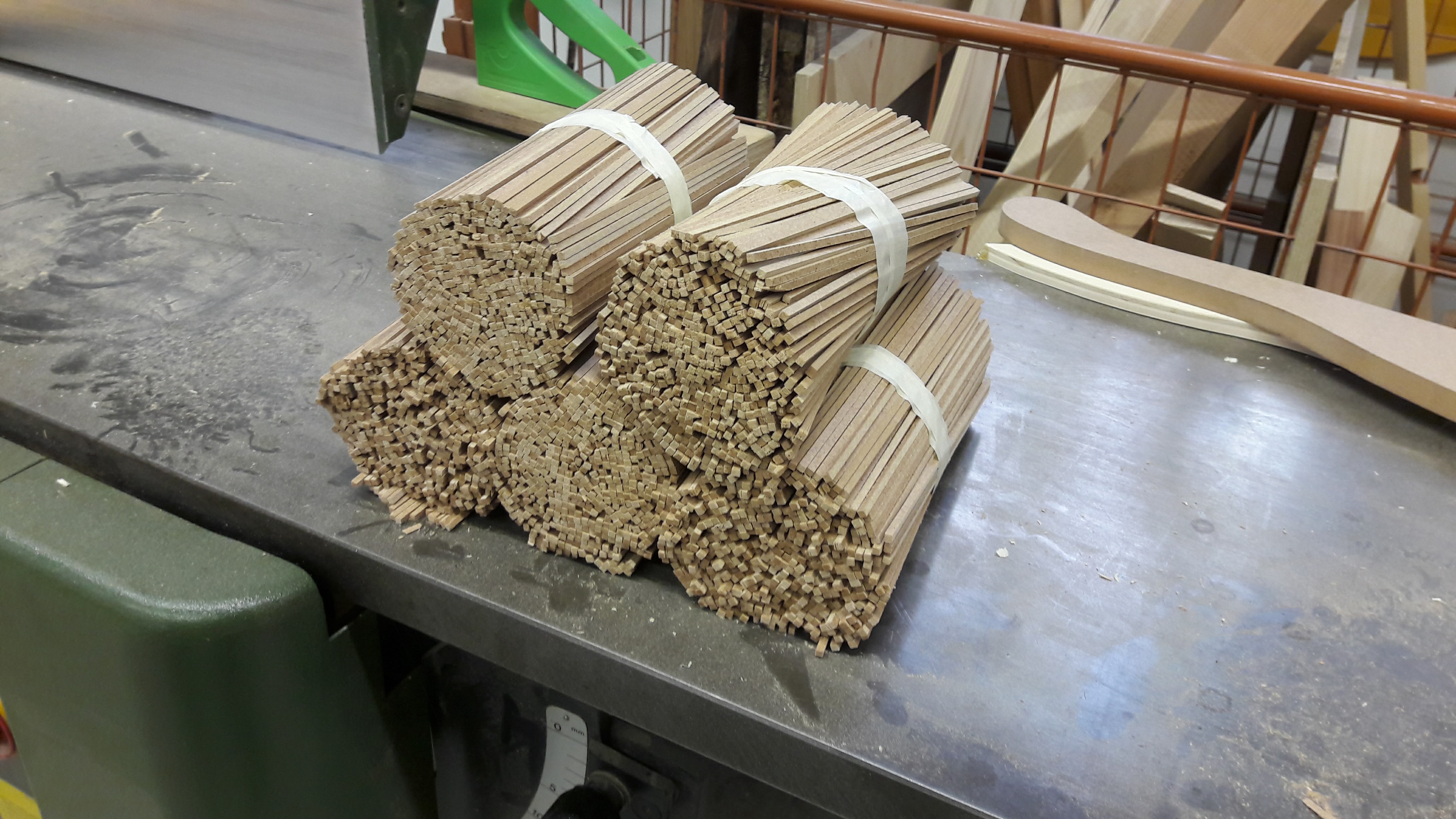From A to B – 2500 sticks of MDF – Nicht's leichter als das!